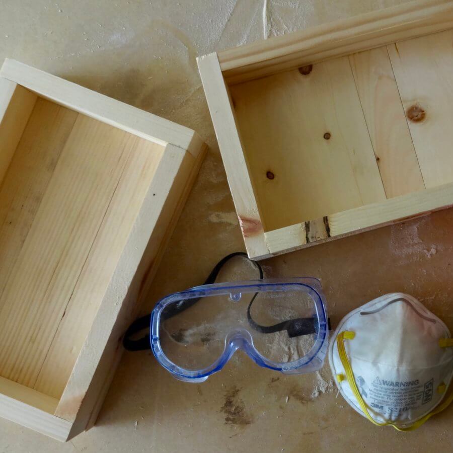 How to Make Rustic Wood Box … on a Budget!